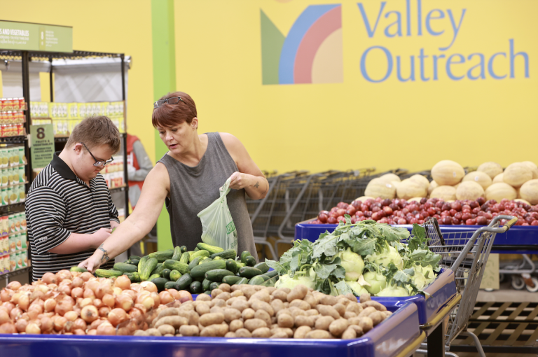 The Food Group - Fighting hunger. Nourishing our community.